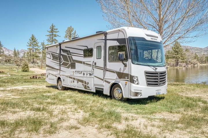 Camper huren met Road Bear RV in Amerika - Camper.nl